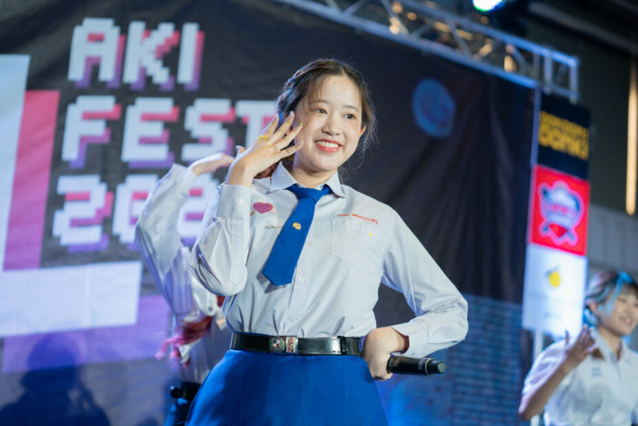 7 วงไอดอลร่วมโชว์งาน AKI FEST 2022 NEW YEAR | เดลินิวส์