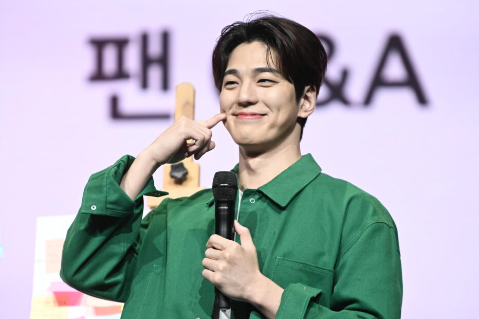 "Kim MinGue"อวดลักยิ้มกระชากใจกับแฟนมีตติ้งครั้งแรกในไทย | เดลินิวส์