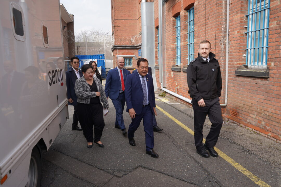 'ทวี' ไปอังกฤษดูงานเรือนจำชาย HMP Chelmsford อายุกว่า200ปี | เดลินิวส์