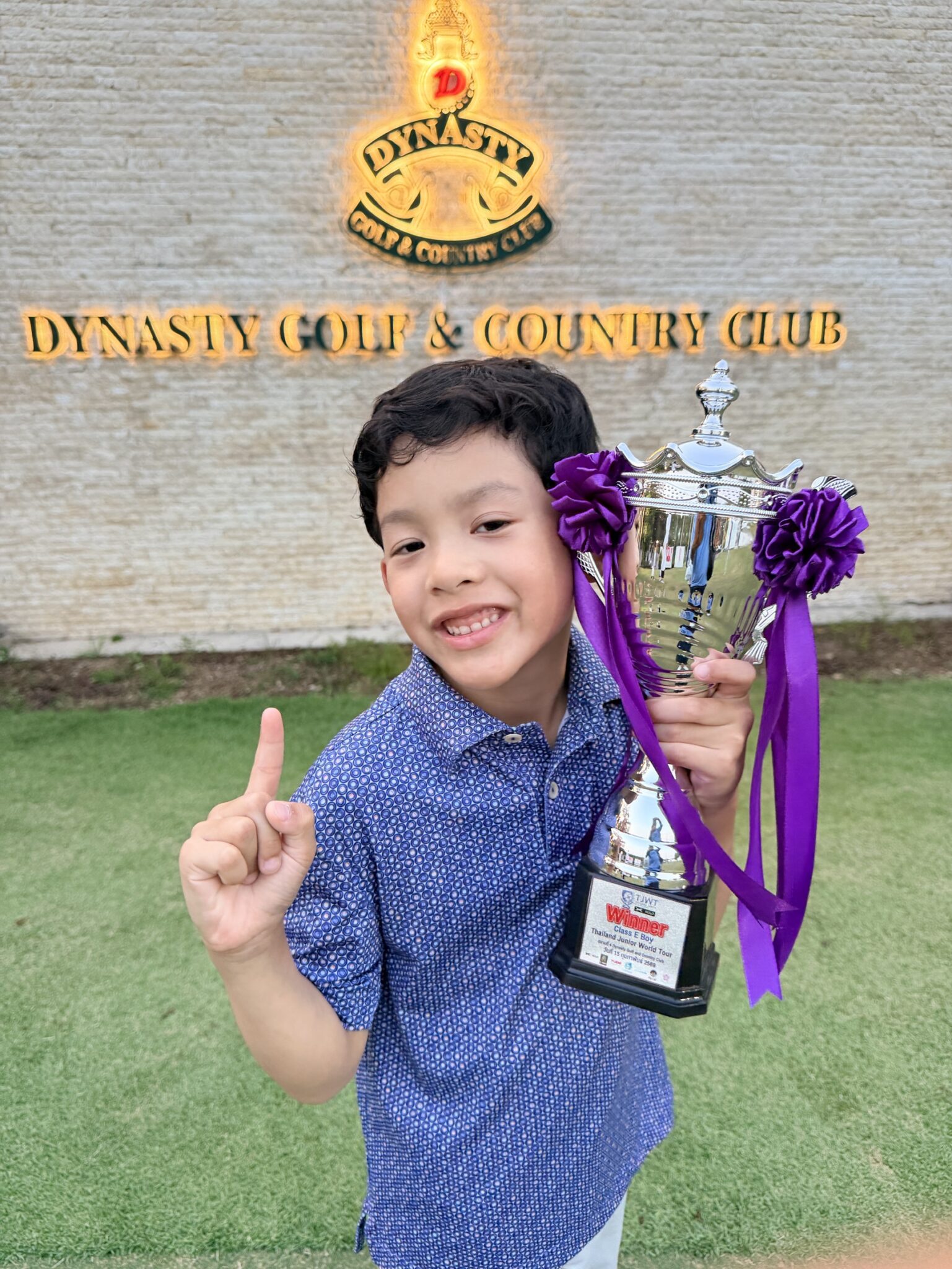 "ทีเจย์ The Wolf Juniors" ฟอร์มร้อนแรงต่อเนื่อง ผงาดแชมป์ Thailand ...